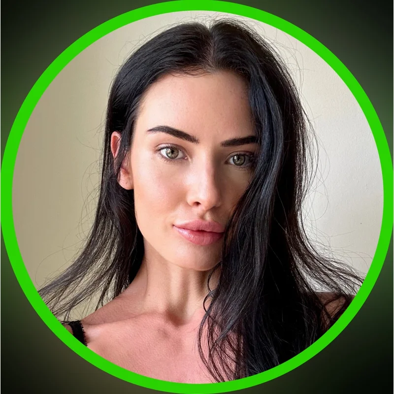 Alexa (@ms_sicret) OnlyFans Model Profile & Stats
